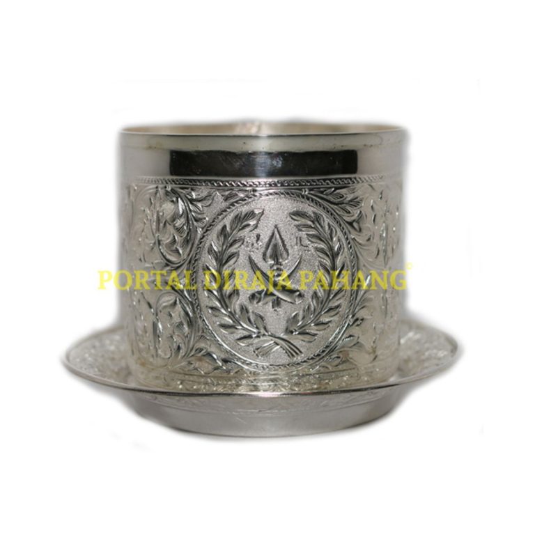 PERALATAN ISTIADAT DIRAJA & TANJAK - Istana Pahang