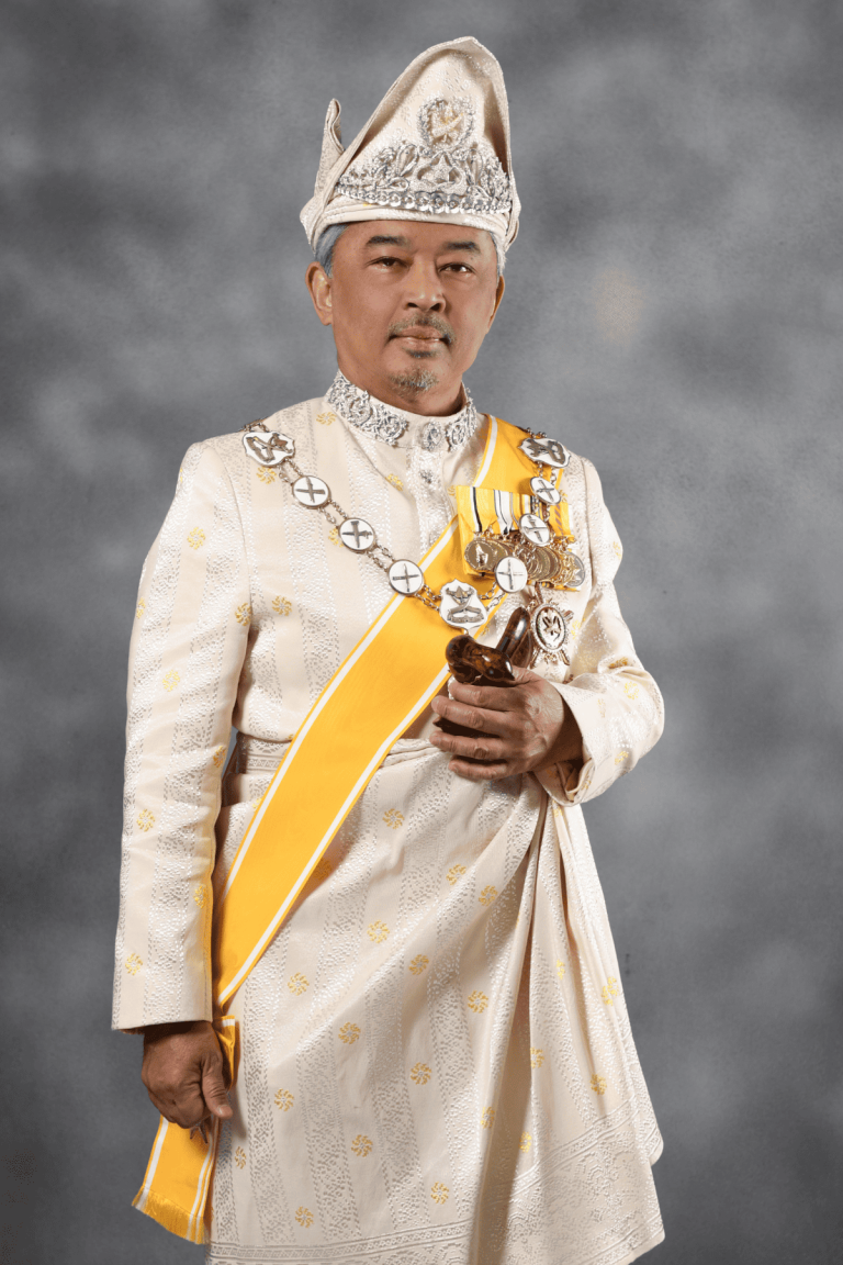 KDPB SULTAN PAHANG - Istana Pahang