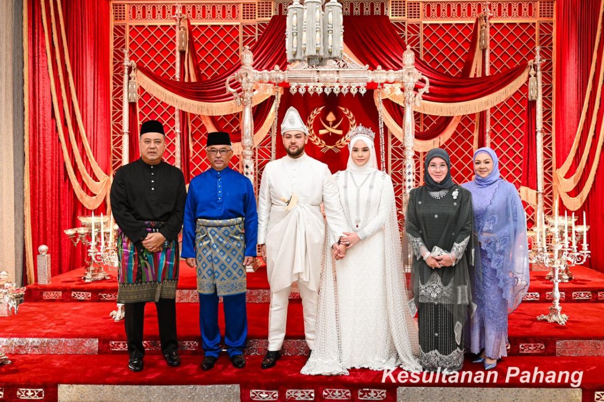 Istiadat Persandingan YAM Tengku Puteri Afzan dan FD Idzham penuh ...