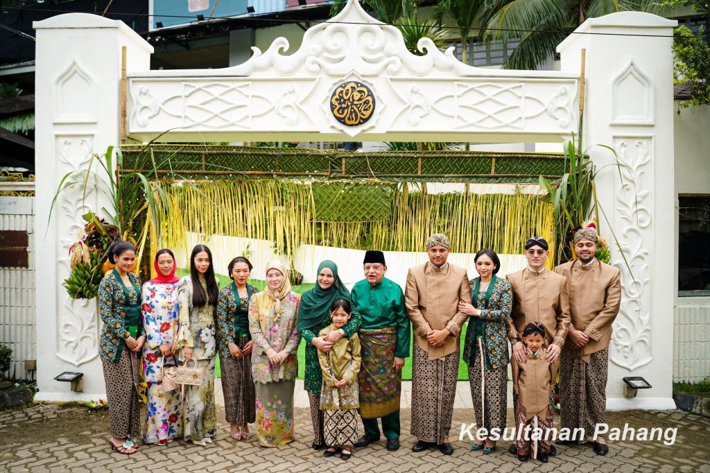 KDPB SULTAN PAHANG DAN KDPB TENGKU AMPUAN PAHANG BERANGKAT KE MAJLIS SIRAMAN - Istana Pahang