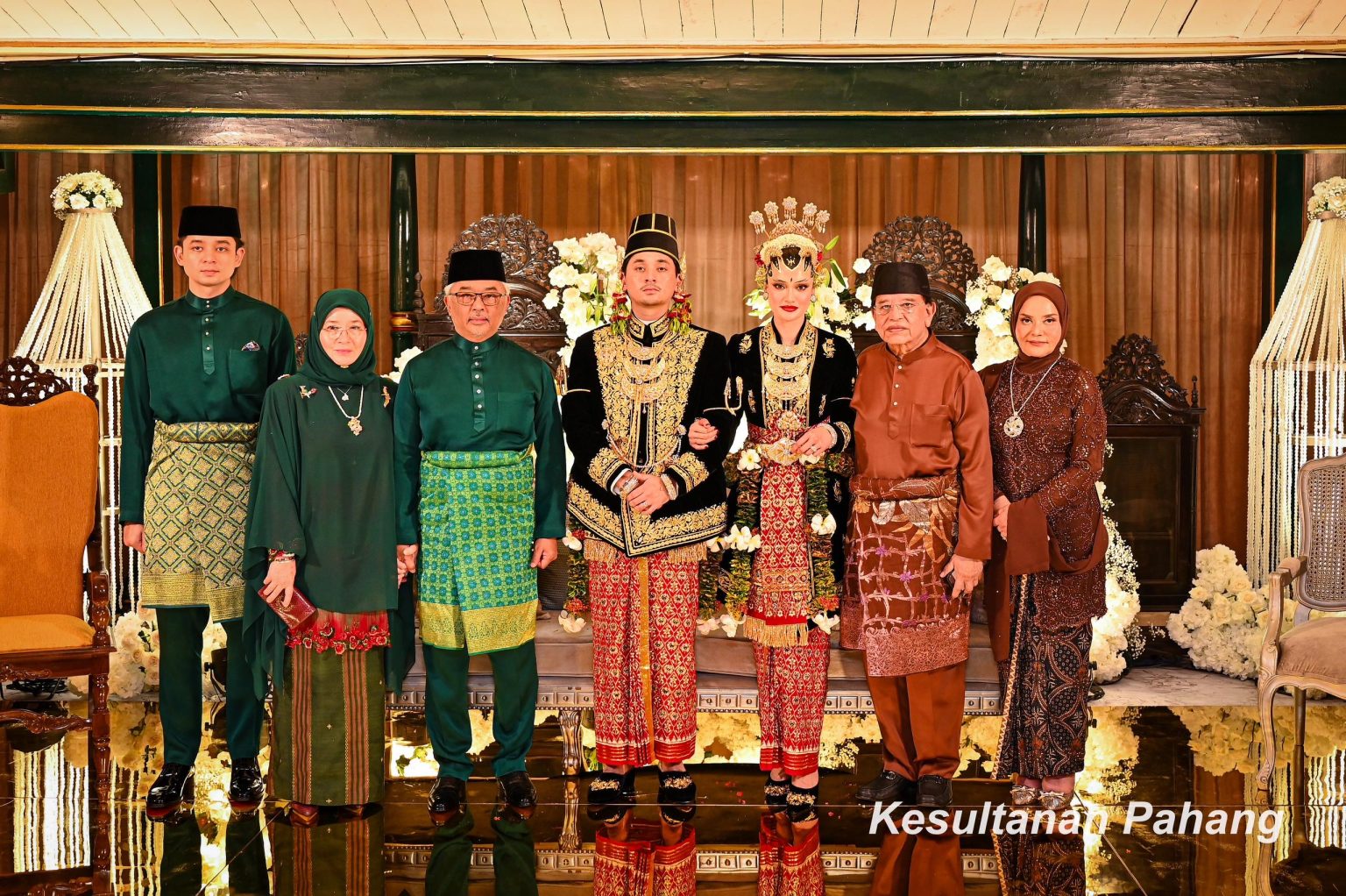 UPACARA PANGGIH KEMUNCAK ACARA PERNIKAHAN ADAT JAWA - Istana Pahang