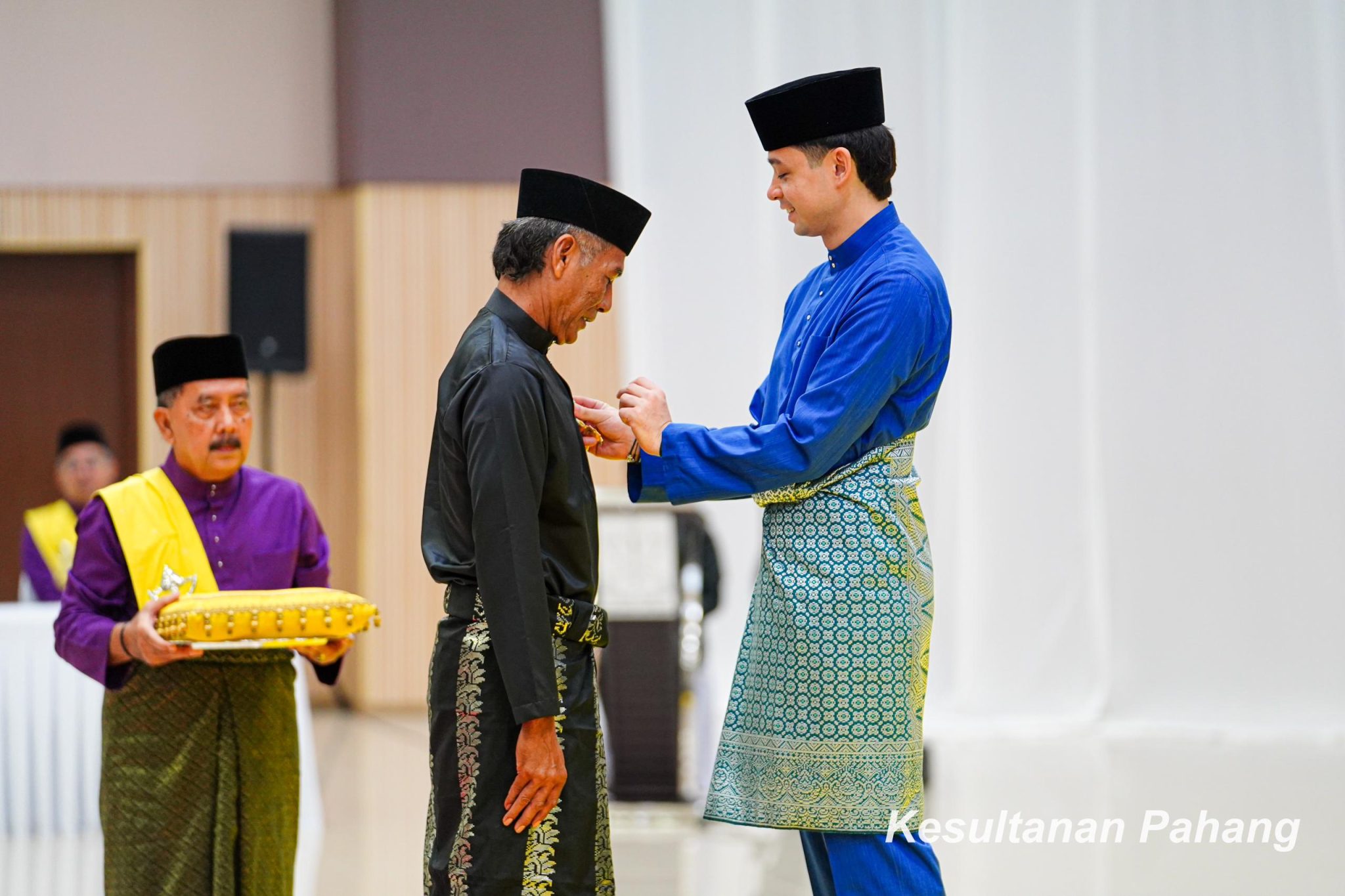 54 LAGI PENERIMA DARJAH KEBESARAN DAN PINGAT - Istana Pahang