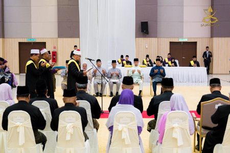 46 ORANG TERIMA DARJAH KEBESARAN DAN PINGAT SEMPENA MEMULIAKAN ULANG ...